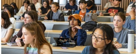 UT Achieves All-Time Highs in Applications, Enrollment and Graduation Rates